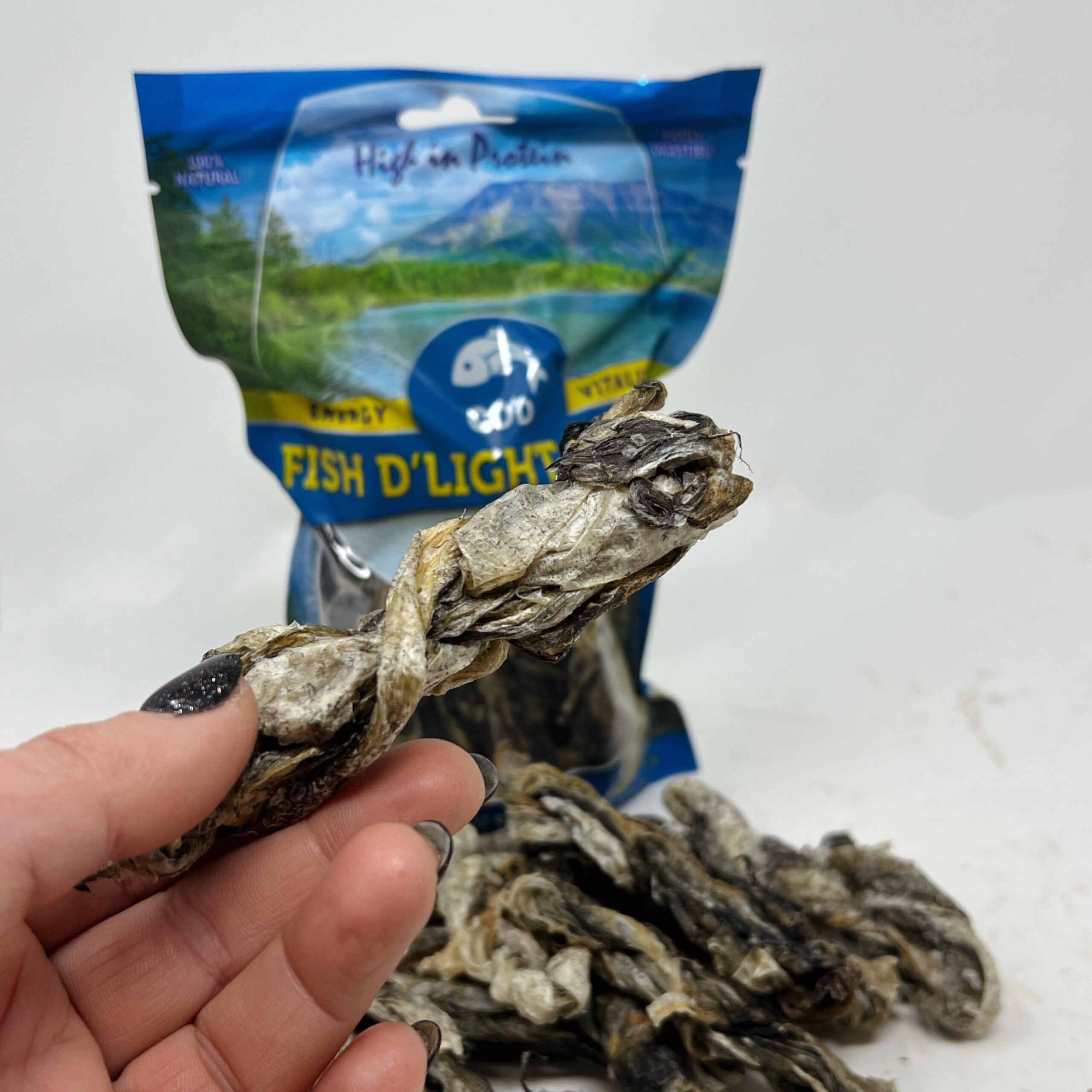 Salmon & Fish Twists – Austonley Irish Wolfhounds